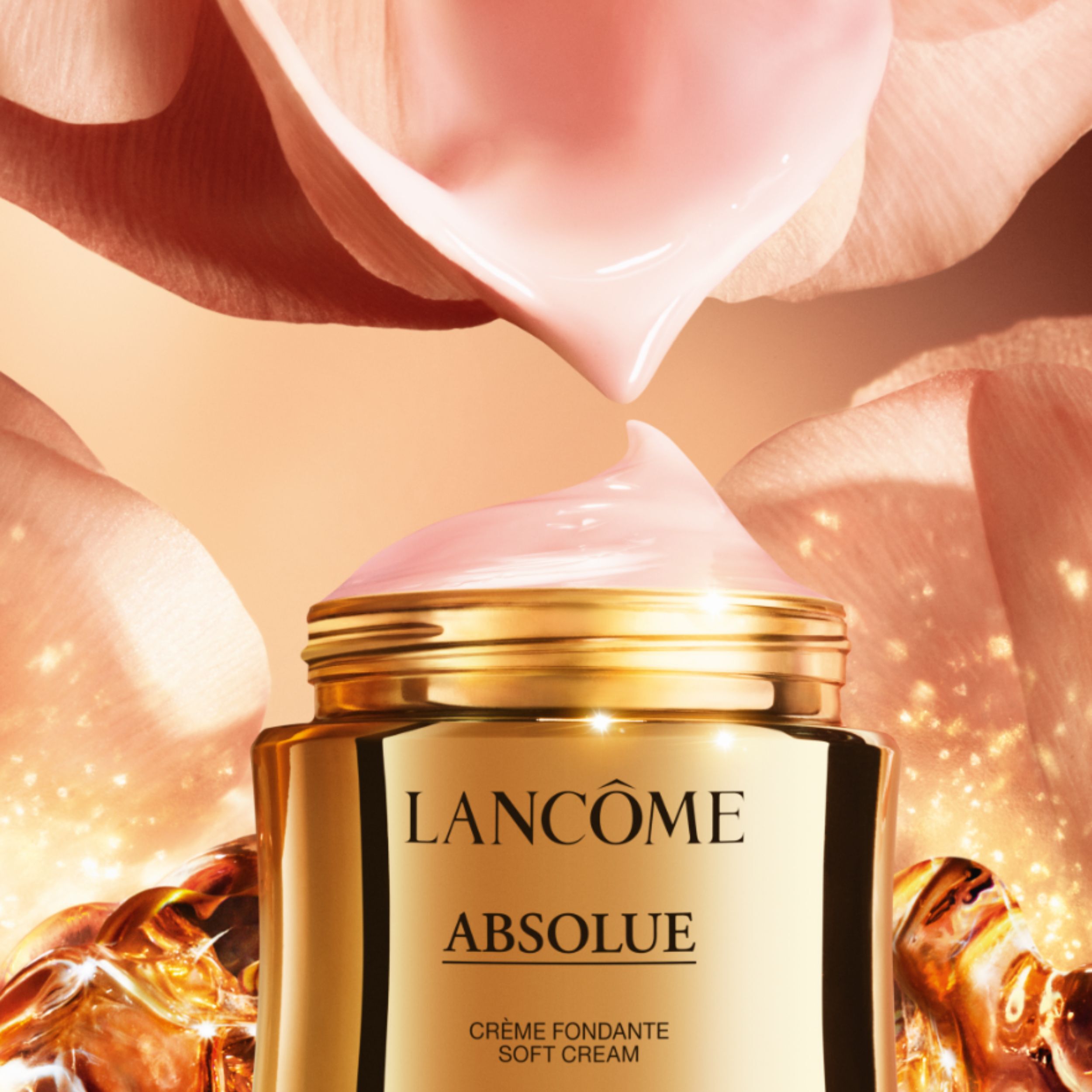 Absolue Revitalising Brightening Soft Cream | Face Moisturiser | Lancôme UK